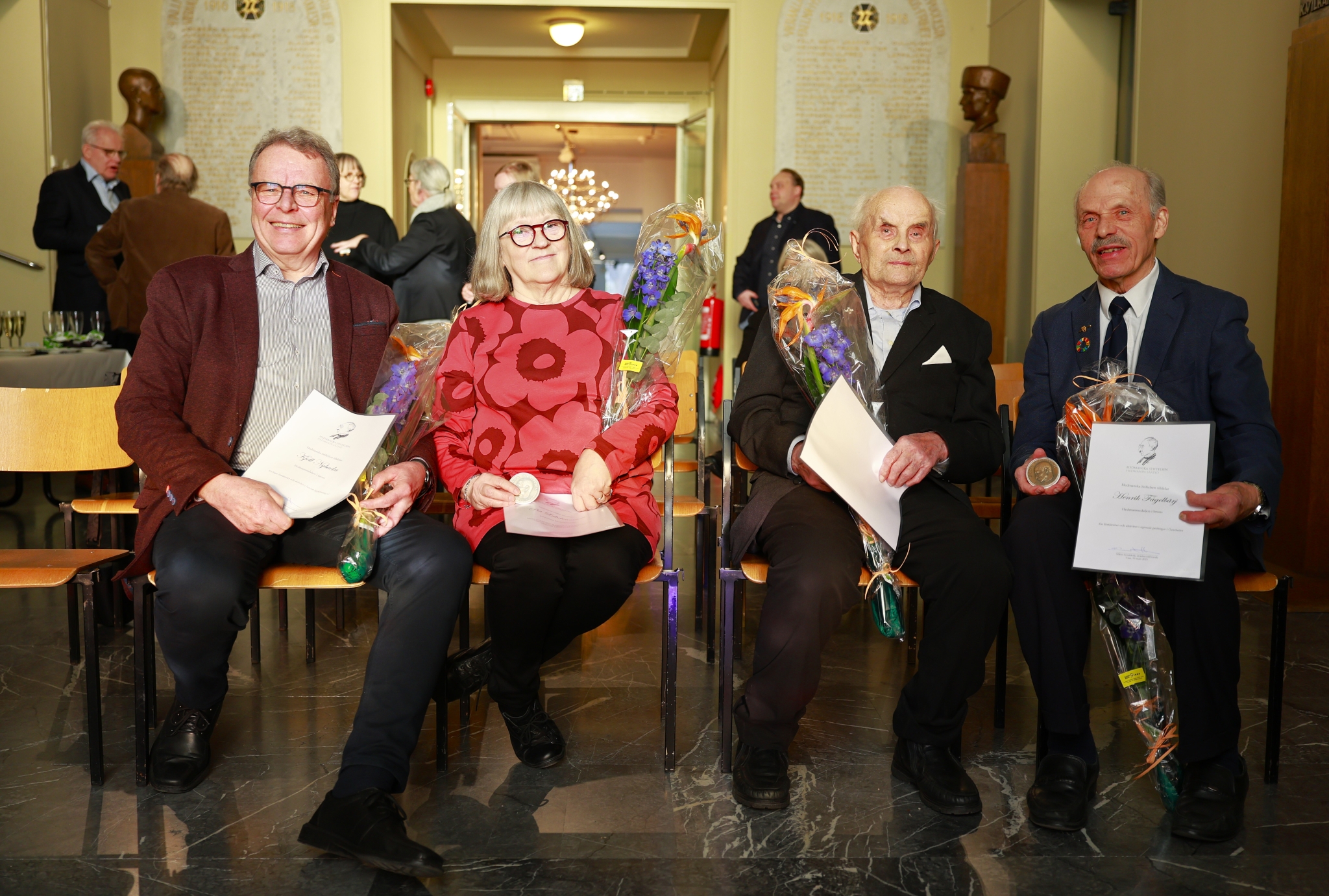 Merkittävästä kotiseututyöstä myönnettiin Hedman-mitalit | Vaasa