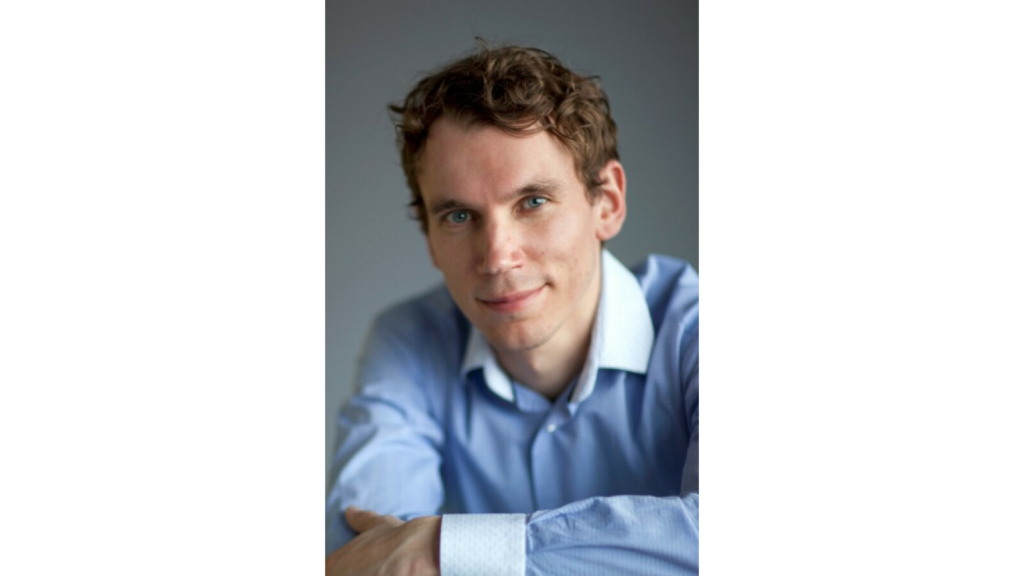 RUNEBERGINVIIKKO 2024 - Juha Itkonen tapaa lukijansa. | Vaasa